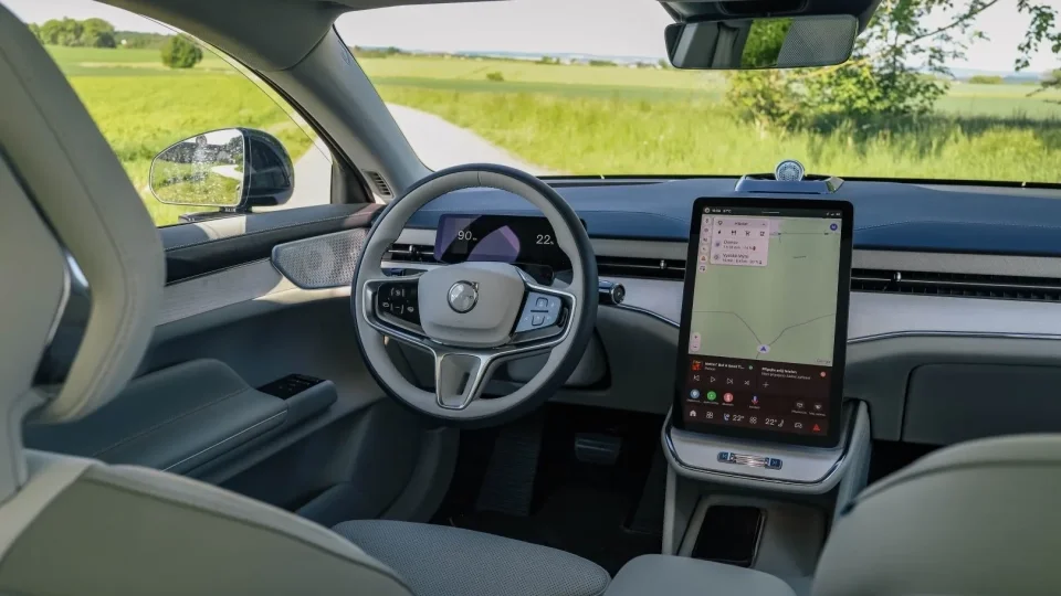 Volvo ES90 vytváří svou vlastní kategorii. Nabídne skvělý dojezd a ...